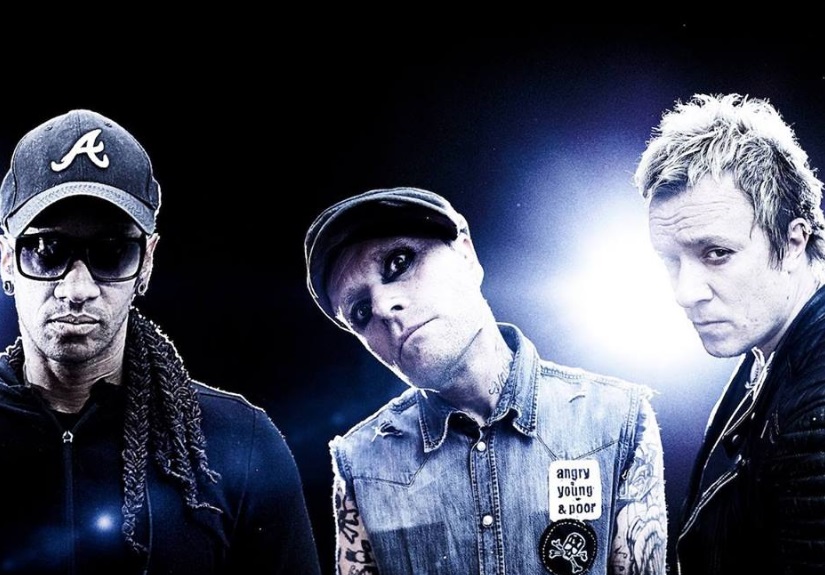 - Vocalista da banda The Prodigy encontrado sem vida!