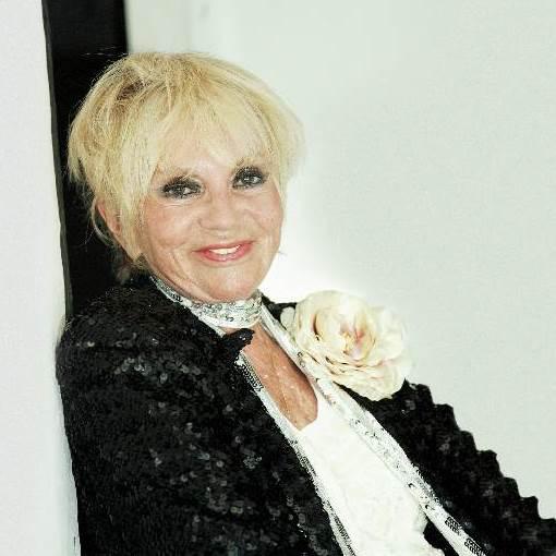 florbela3_resized - TV 7 Dias