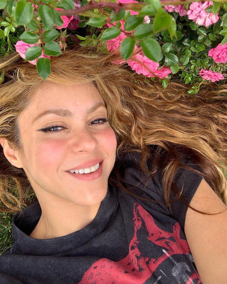 Shakira - TV 7 Dias