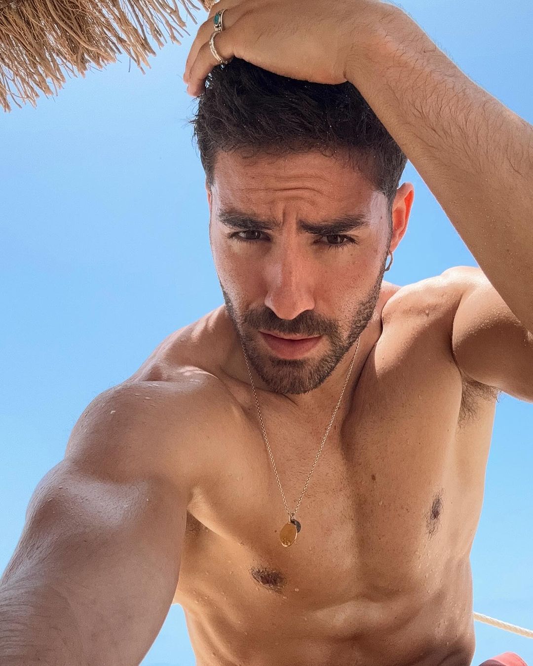 José Condessa 'provoca' fãs ao mostrar corpo tonificado em fotos ...